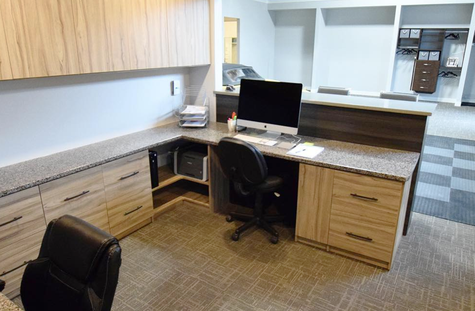 Custom Desks – Imagine the Room | Custom Closets